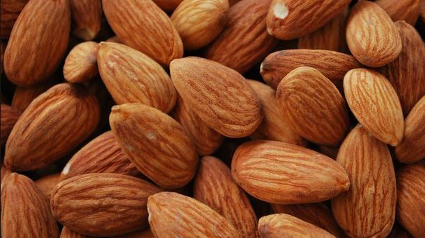 5 Snacks for less than 100 Calories | Daleeeel.com