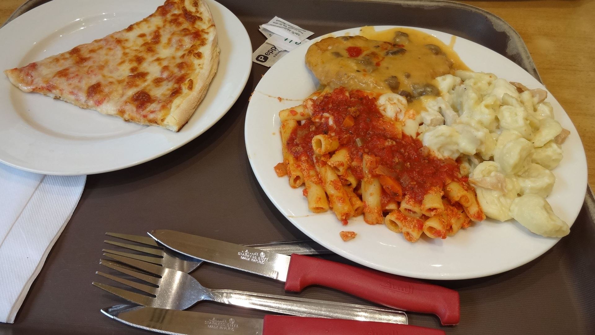 Delicious Italian Lunch at Sbarro | Daleeeel.com