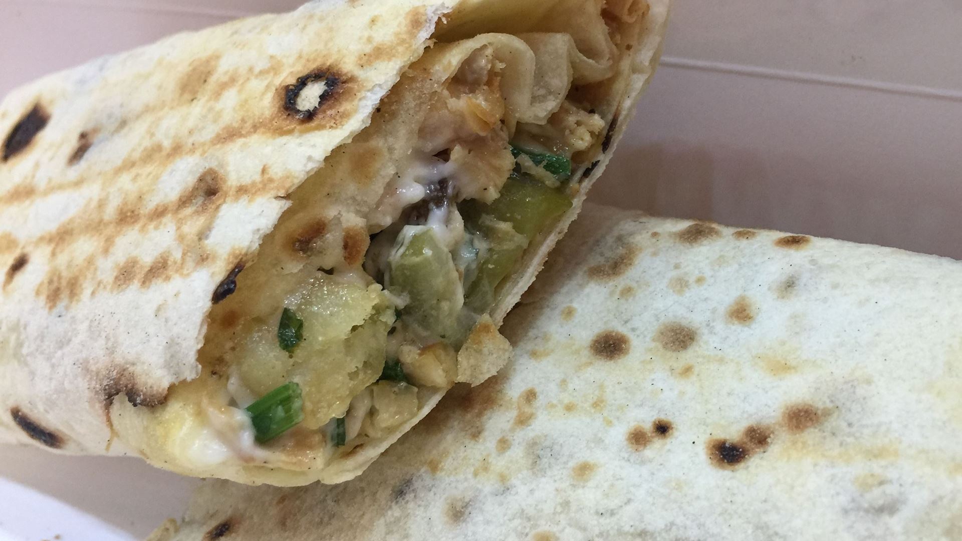 Kurdo Restaurant Chicken Shawarma | Daleeeel.com