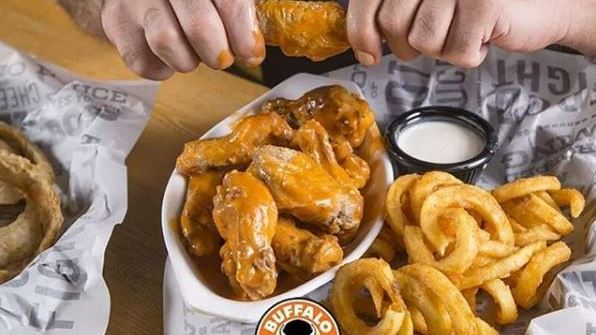 Buffalo Wings & Rings Lebanon Delivery Number and Timings | Daleeeel.com