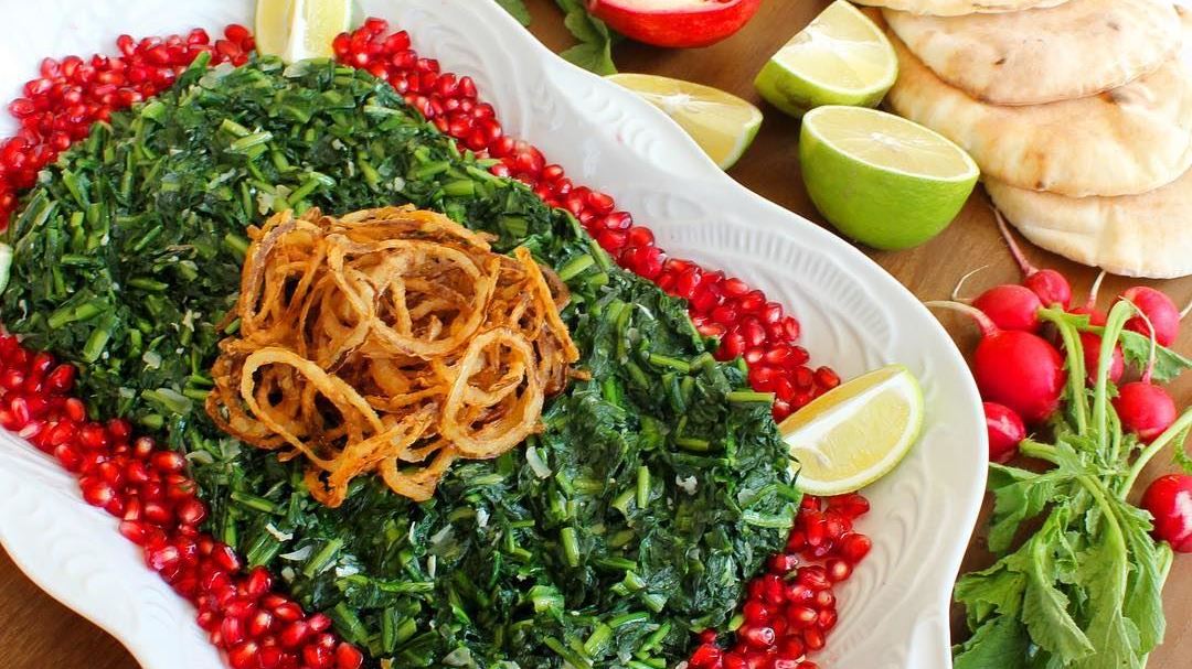 How to Prepare Dandelion or Hindbeh Lebanese Mezze | Daleeeel.com