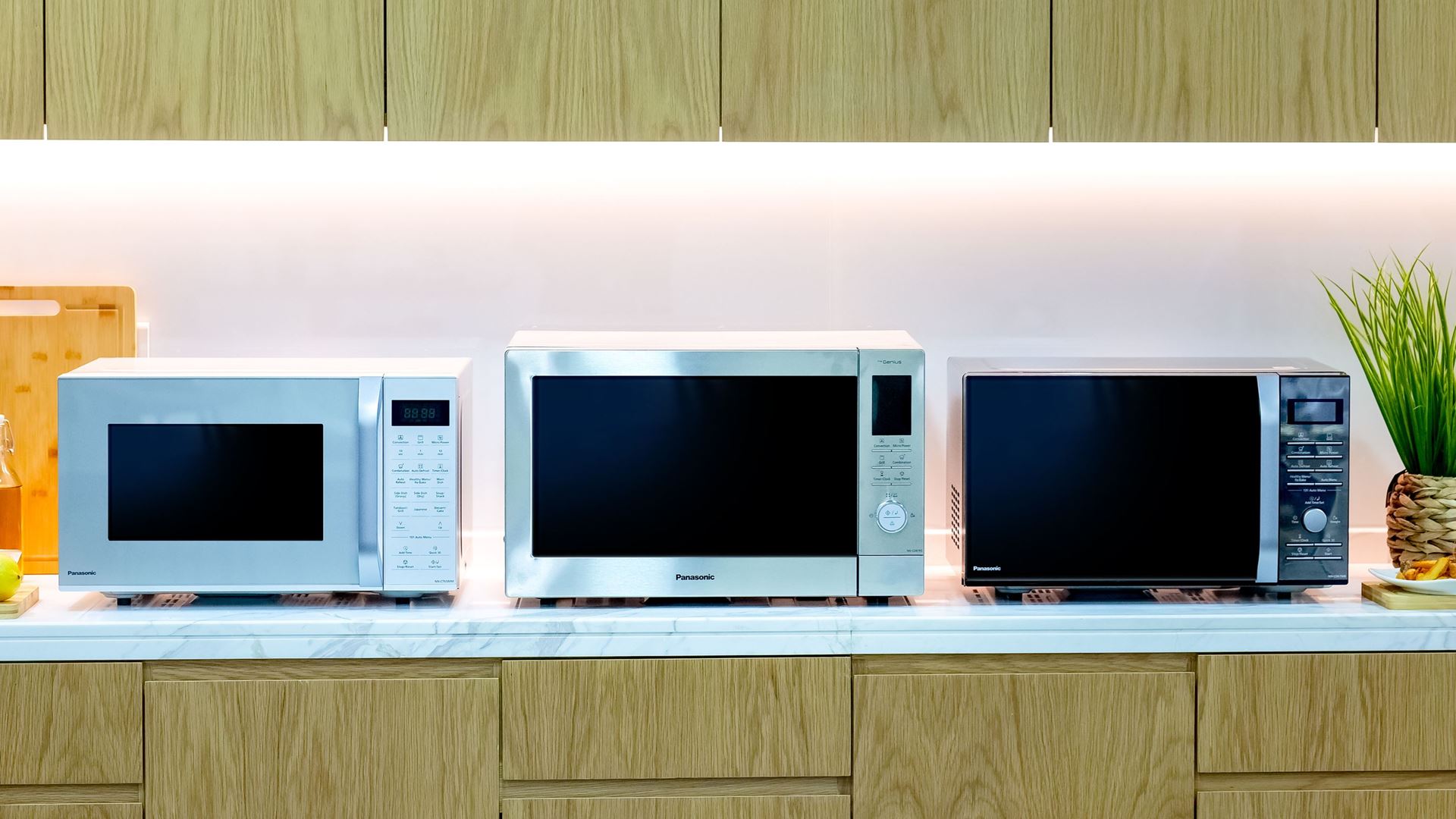 Panasonic launches 4-in-1 Healthy Air Frying Microwave ovens | Daleeeel.com