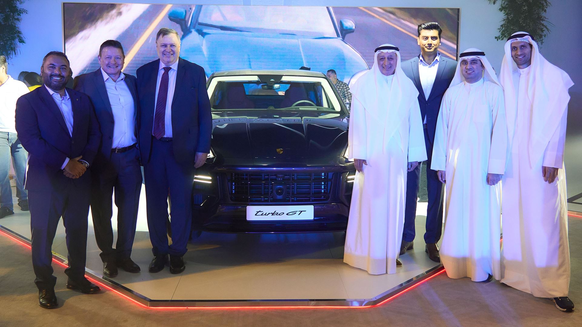 Porsche Centre Kuwait Unveils the new Cayenne | Daleeeel.com
