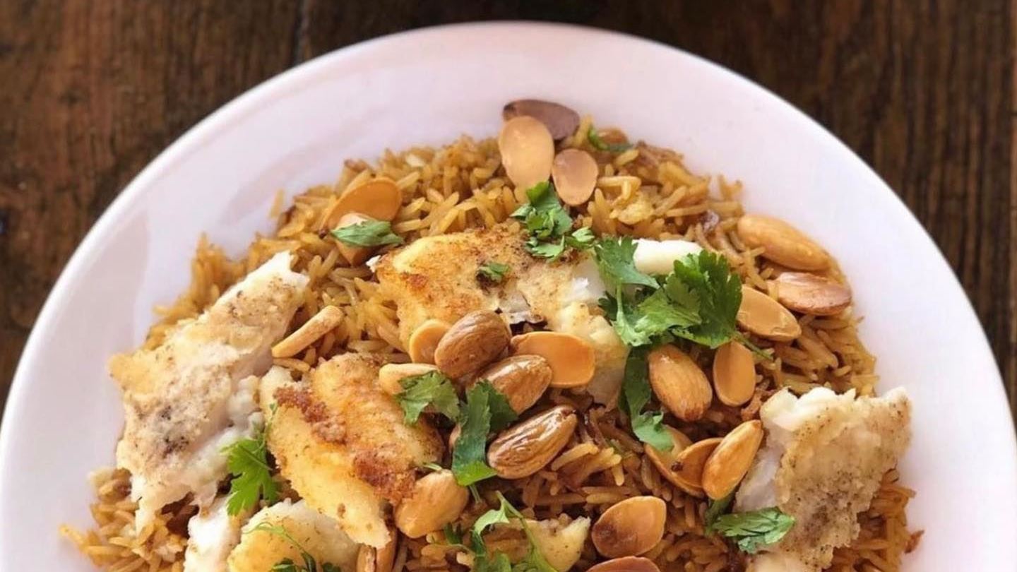 How to prepare Lebanese Fish Sayadiyeh in Details | Daleeeel.com